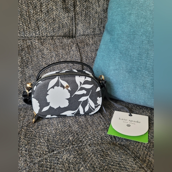 kate spade | Bags | Kate Spade Classic Rose Mini Crossbody Nwt | Poshmark